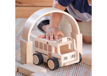 Guidecraft – Wooden Play Vehicles – Set of 3 - MTA Catalogue