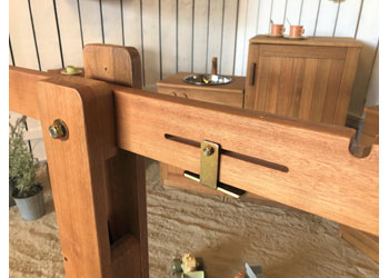 Wooden Outdoor Scale - MTA Catalogue