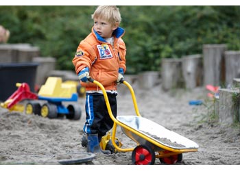 Winther Wheelbarrow - MTA Catalogue